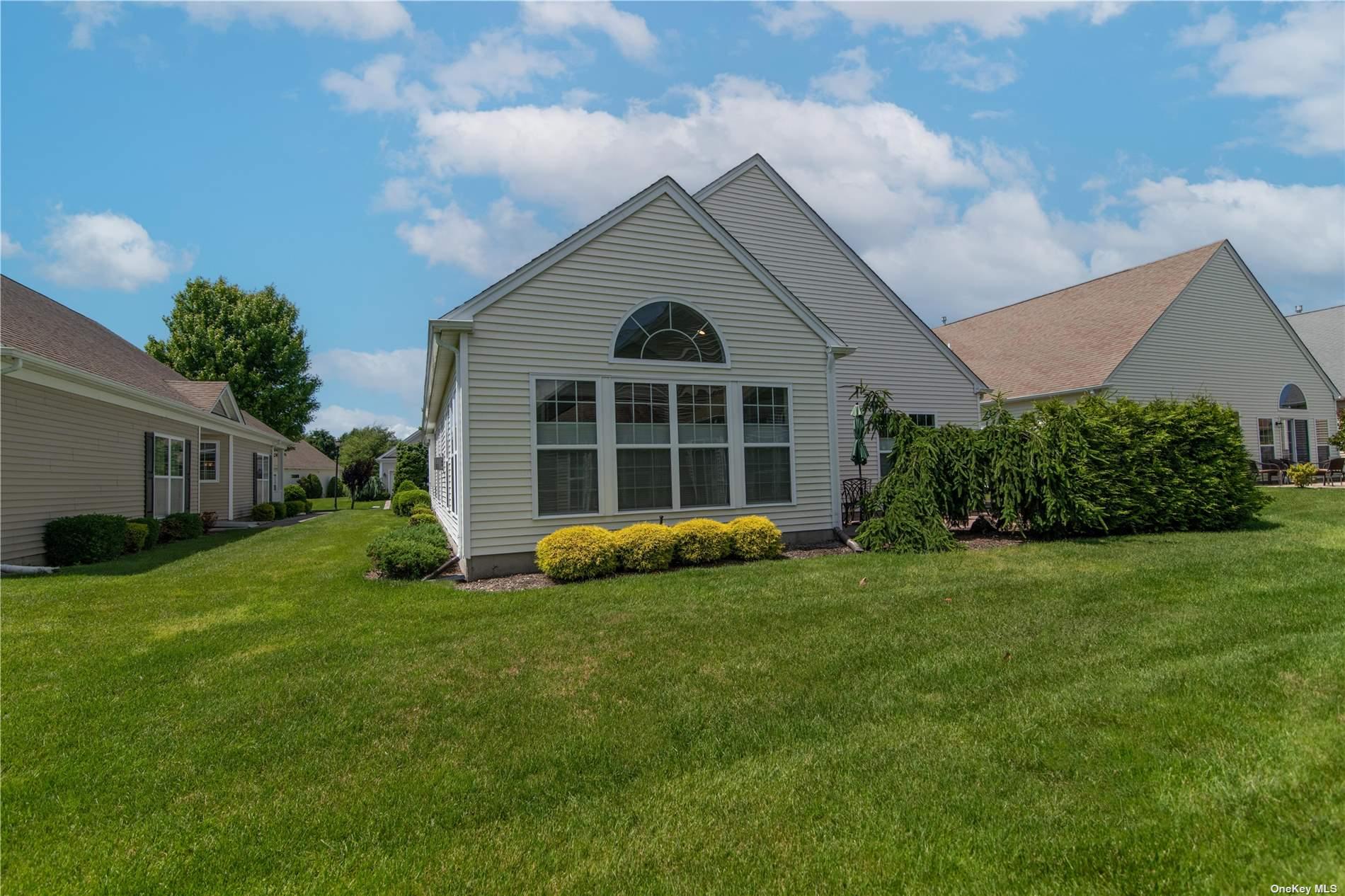 107 Louden Loop #107 in Long Island - For Sale | Yoreevo